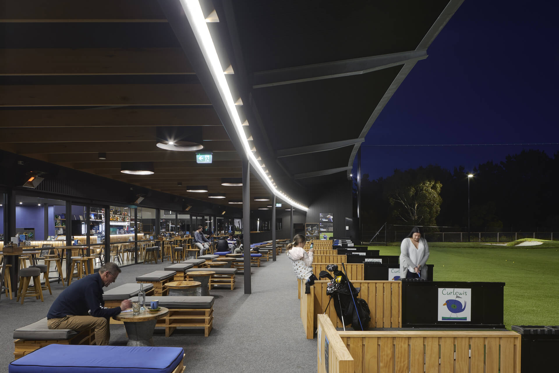 Curlewis Golf Club - Centrum Architects